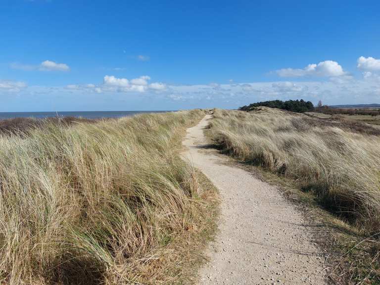 The best walks and hikes around Sandringham | Komoot
