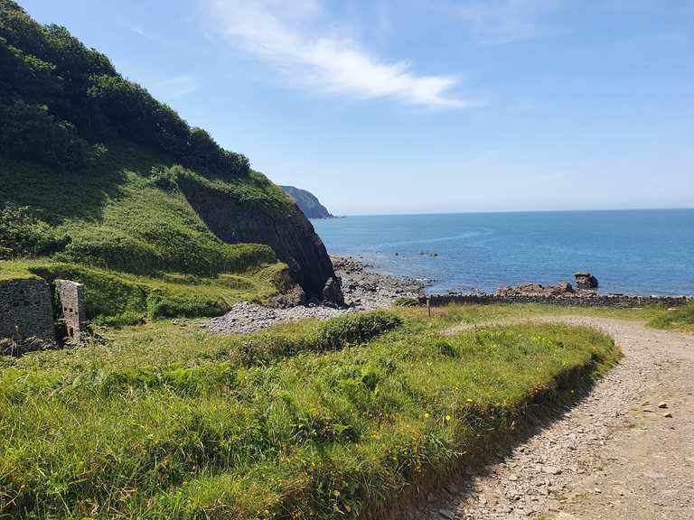 Top 10 Hikes and Walks around Clovelly | Komoot