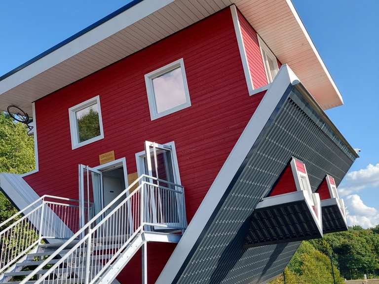 Haus auf dem Kopf und Bostalsee runde 👌🌞😍 | Wanderung | Komoot