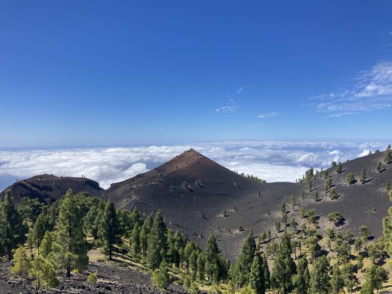 Transvulcania - traverse la Palma in the Canary Islands on the GR 131 ...