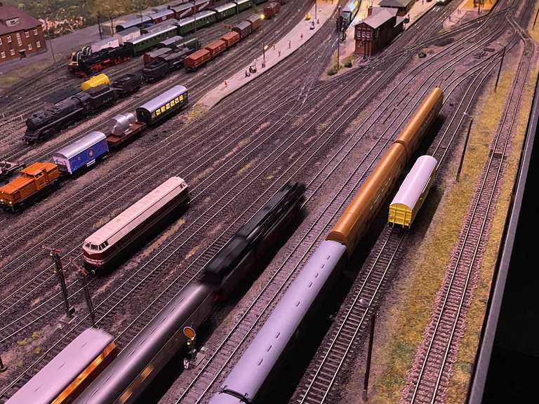 Modelleisenbahnaustellung 🚃🚋mit anschließenden Spaziergang 🚶‍♀️u.a. die ...